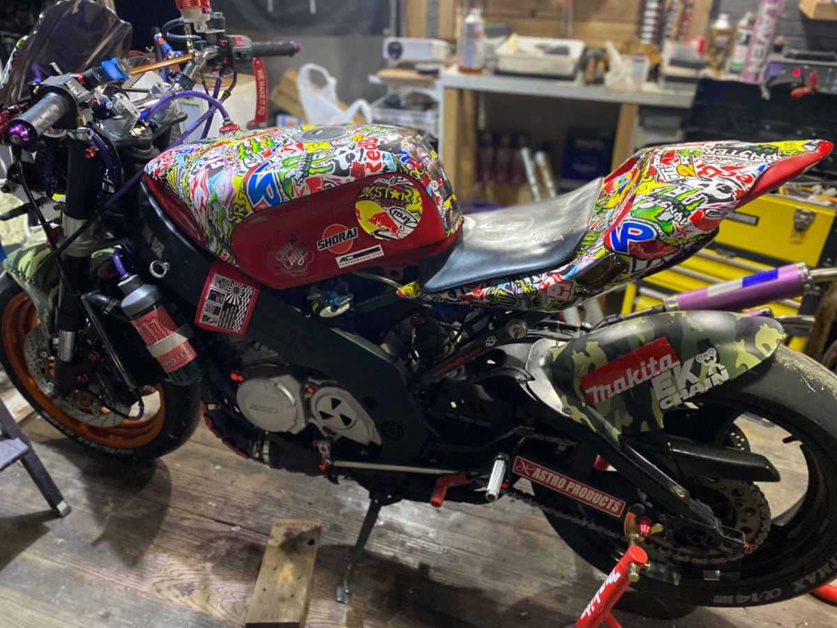 施工例（ステッカーボム） | カーラッピングフィルム専門店 Ilmondomall（イルモンドモール）